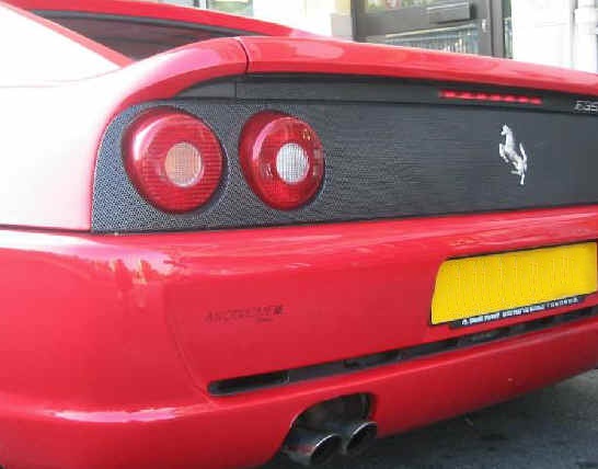 Ferrari 355 chez AUTODROME Cannes